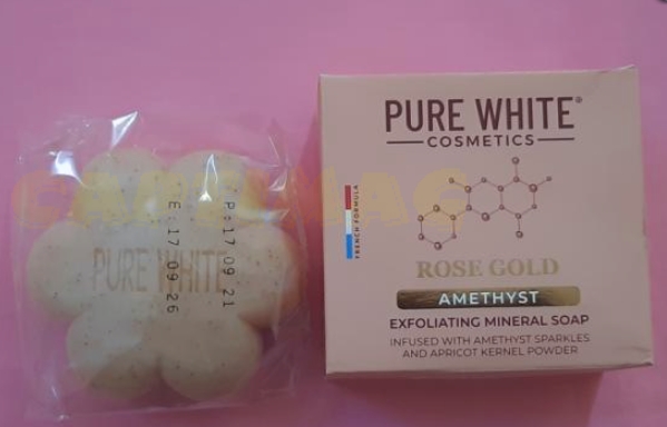 Savon minéral PURE WHITE Rose Gold exfoliant infusé aux éclats d ...