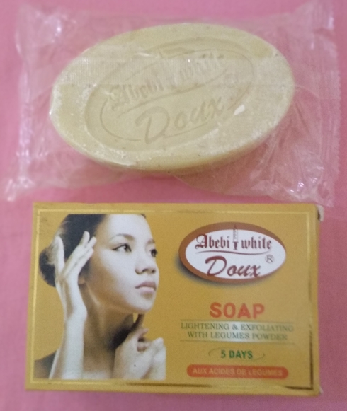 Savon ABEBI WHITE DOUX éclaircissant et gommant à la poudre de légumes ...