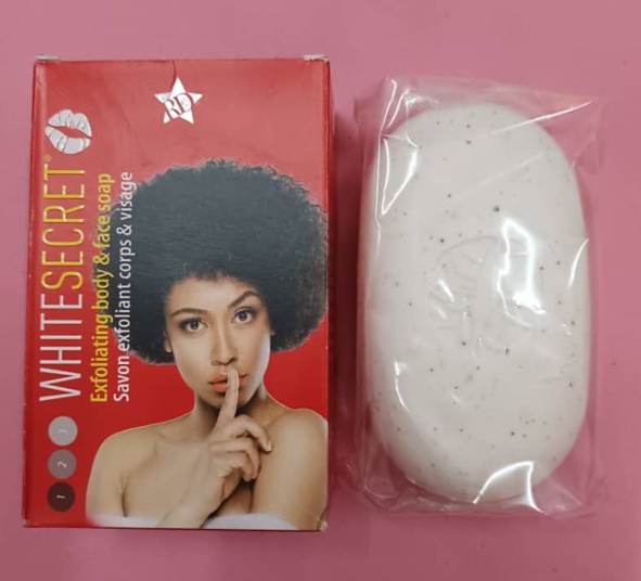 Savon exfoliant WHITESECRET – MYBEST